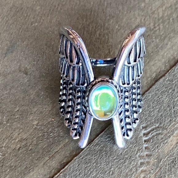 fierce_girl_956 | Jewelry | Angel Wings Ring | Poshmark